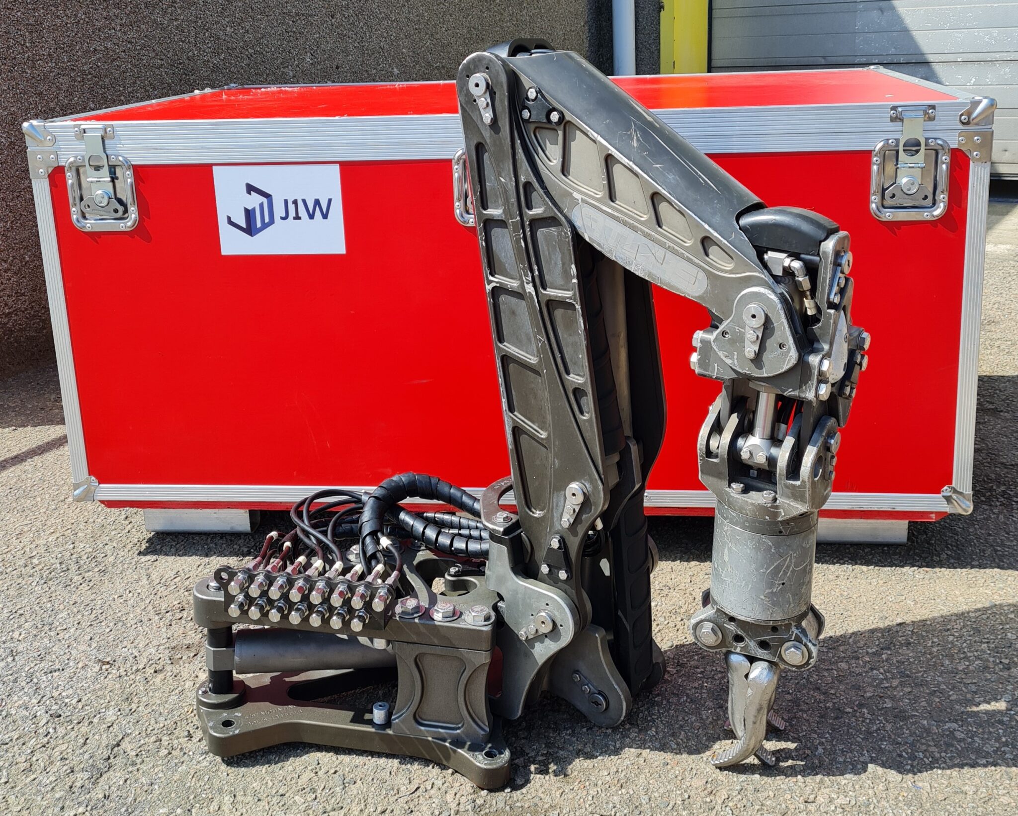 Atlas Manipulator Additions - J1W